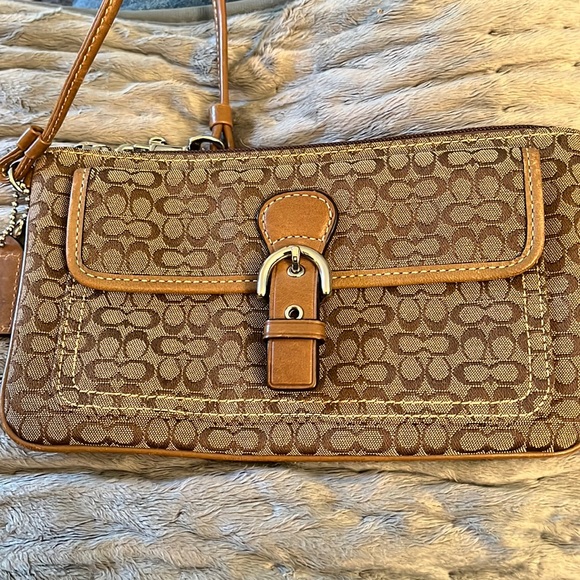 Coach | Bags | Super Cute Coach Small Hand | Poshmark